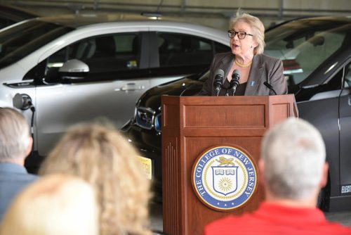 TCNJ: PSE&G Electric Charging Station